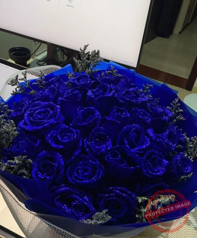 Large Blue Rose Bouquet - Amazing Blue Roses Delivery is Available Now