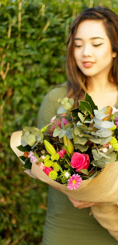 Big & Extra Large Giant Jumbo Bouquet Flower Delivery Singapore